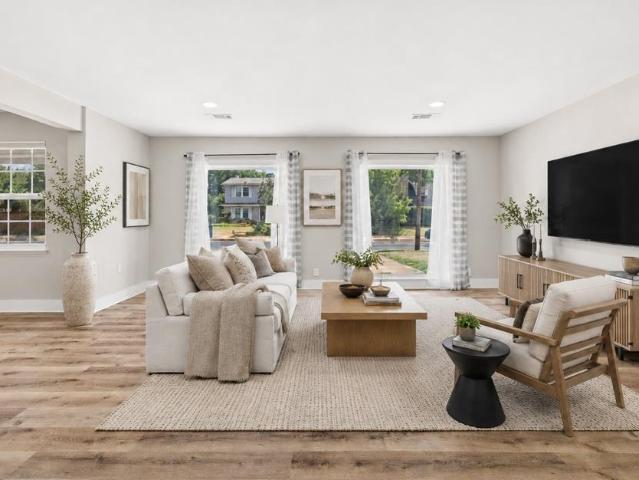 8635 Strathmore Drive