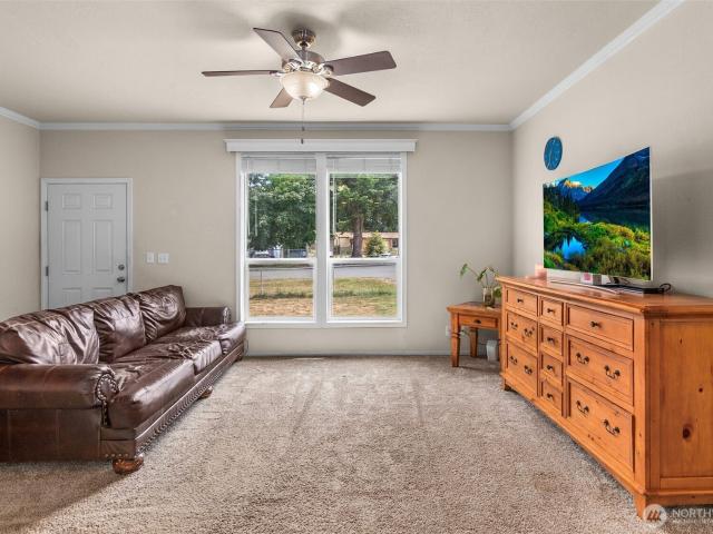 8635 Sequioa Court SE