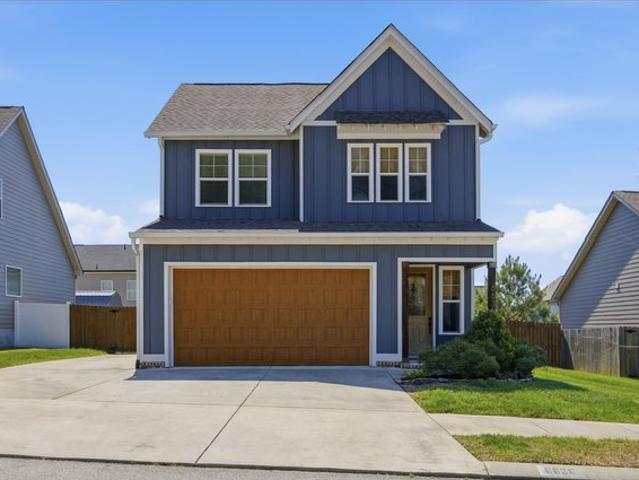 8636 Masons Gate Ln, Chattanooga, TN 37421
