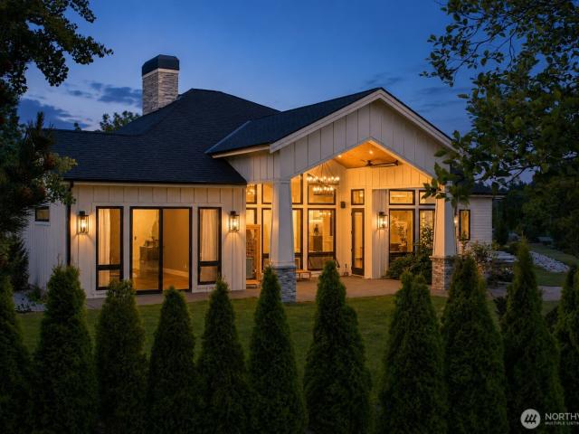 8636 Ashbury Court