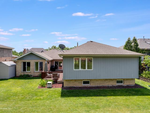 8636 W 98th Place