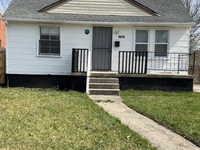 8638 Heyden St, Detroit, MI 48228