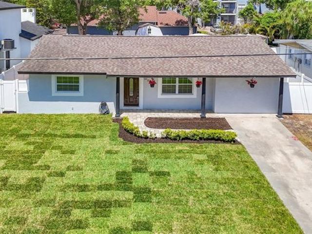 8639 May Cir, Tampa, FL 33614
