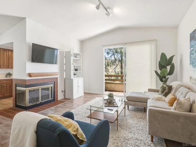 8630 Mission San Carlos Dr Unit 56, Santee, CA 92071