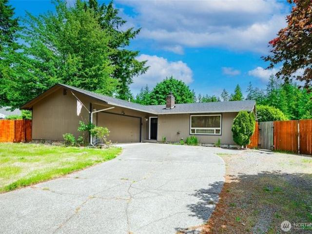 8630 Conifer Ct SE, Olympia, WA 98513