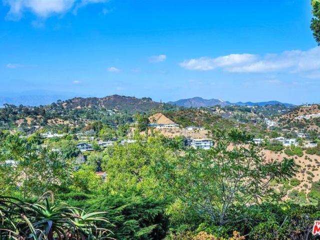 8630 Skyline Dr, Los Angeles, CA 90046