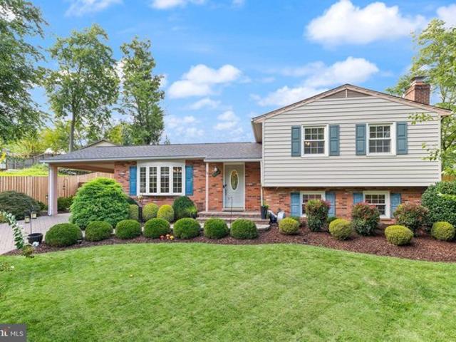 8632 Kerry Ln, Springfield, VA 22152