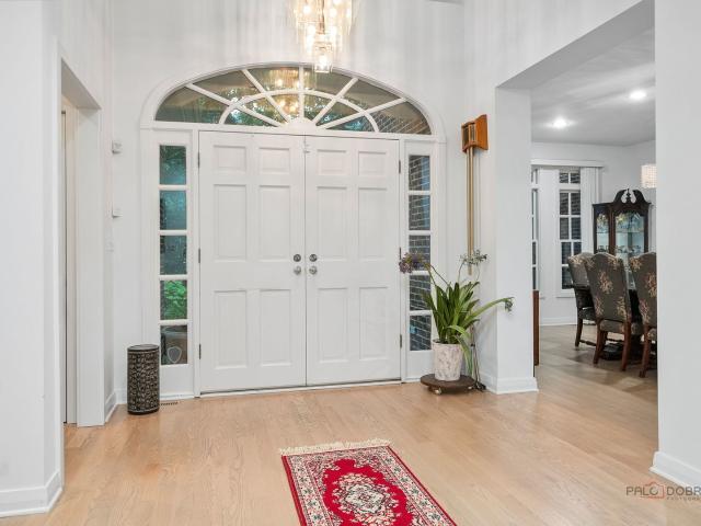 863 Gloucester Crossing