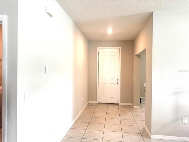 863 Hudson Valley Dr, Kissimmee, FL 34759 | MLS #S5149