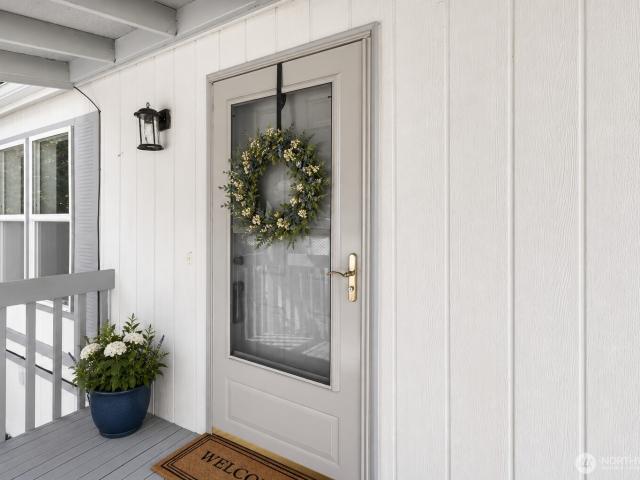 863 NE Saturn Lane # 174