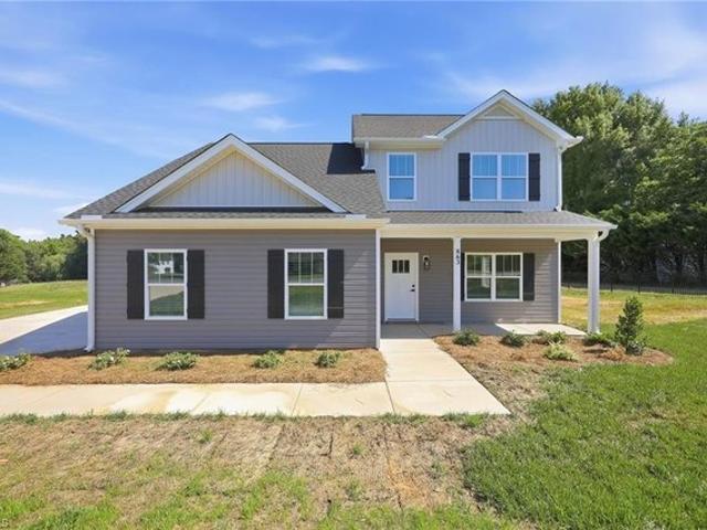 863 Sedge Garden Rd, Kernersville, NC 27284