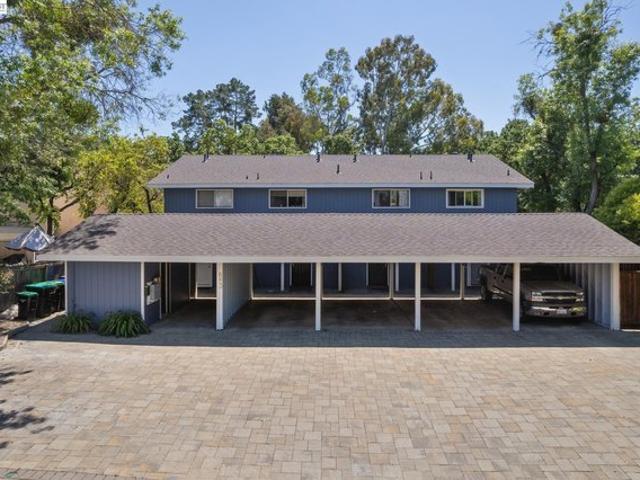 863 Palomino Dr, Pleasanton, CA 94566