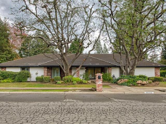 8644 N Colfax Ave, Fresno, CA 93720