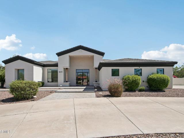 8645 E Wood Drive