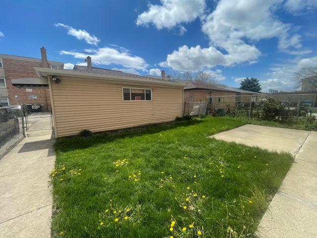 8645 W Summerdale Ave, Unit 1, Chicago, IL 60656 | MLS #12624 | Compass