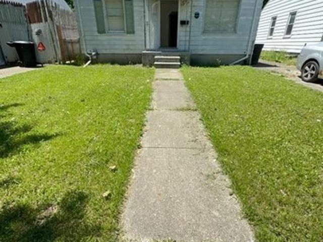 8647 Stout St, Detroit, MI 48228
