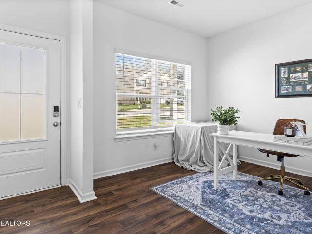 8647 Satellite Lane