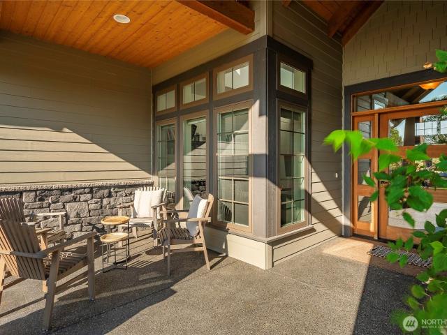 8648 Ashbury Court