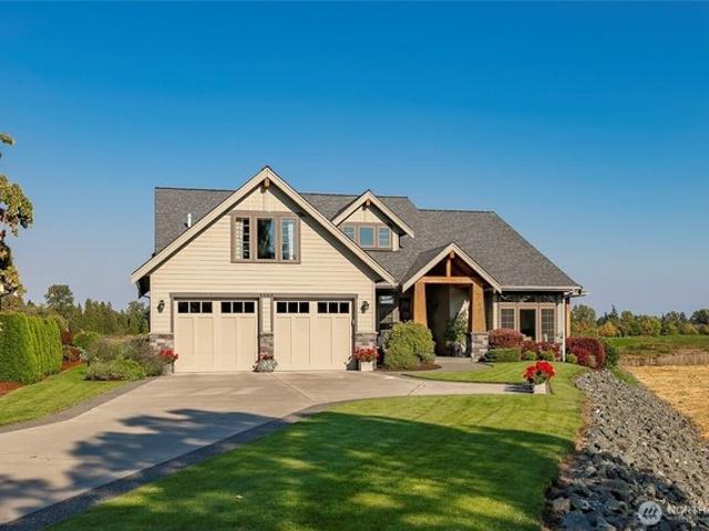 8648 Ashbury Ct, Blaine, WA 98230