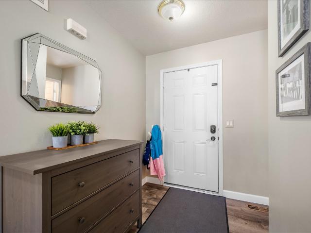 8649 Magnolia Way