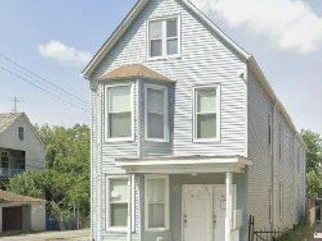 8640 S Escanaba Ave, Chicago, IL 60617