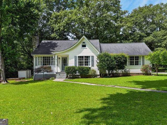 8641 Bowden St, Douglasville, GA 30134