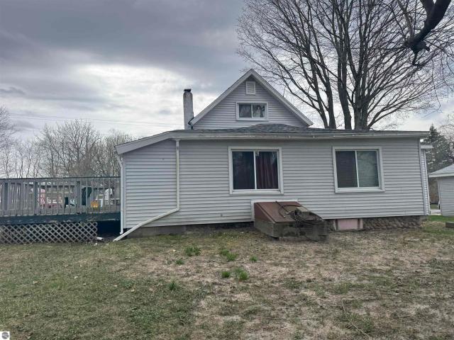 8641 US 31 N