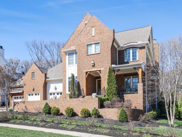 8642 Belladonna Dr