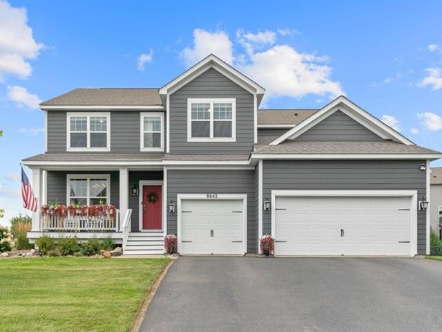 8642 th St W, Lakeville, MN 55044