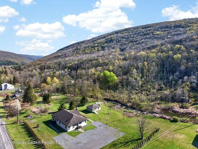 8643 New York 28, Big Indian, NY 12410