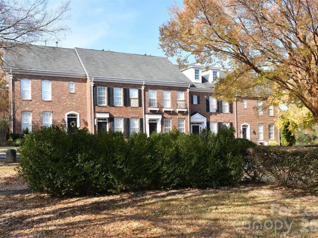 8643 Beaver Creek Drive
