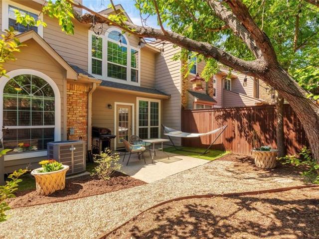 8643 Brittania Ct, Dallas, TX 75243