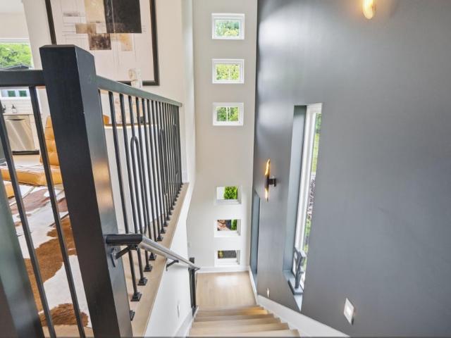 864 Belle Ridge Loop
