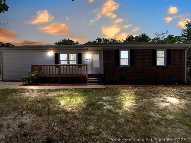 864 Durwood Dr, Fayetteville, NC 28311
