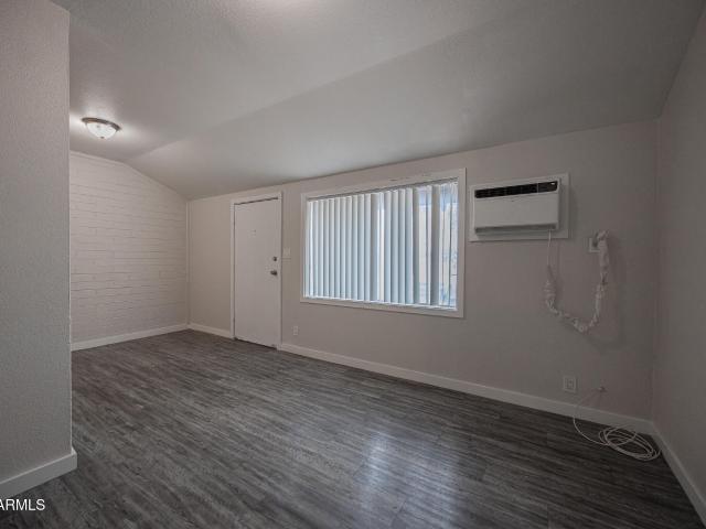 864 E CHANDLER Boulevard # Apt 2