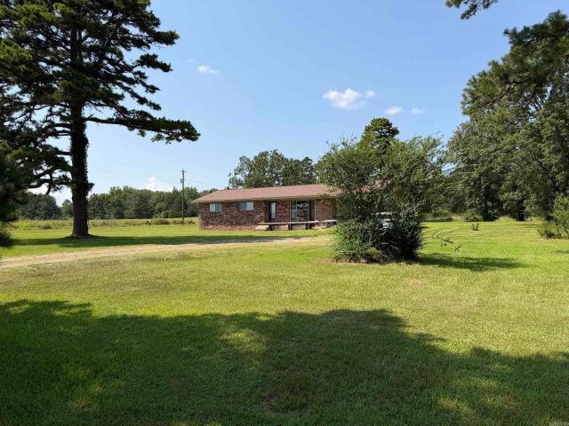 864 Edgemont Rd