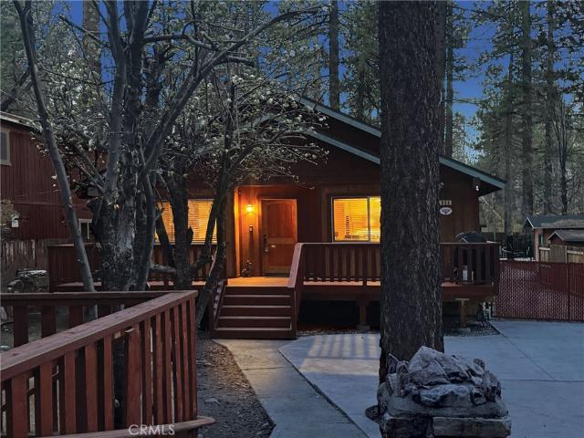 864 Jaybird, Big Bear Lake, CA 92315 | MLS #IG26083