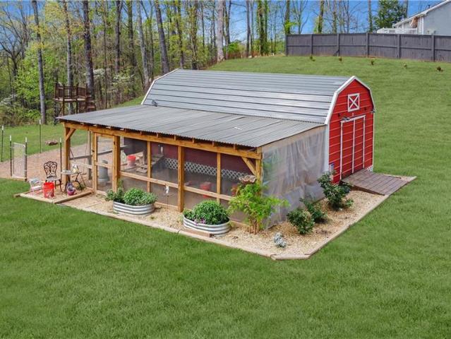 864 Overlook Trail