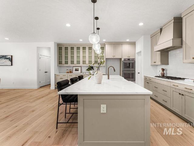 864 N Gracie Ave Lot 11/3