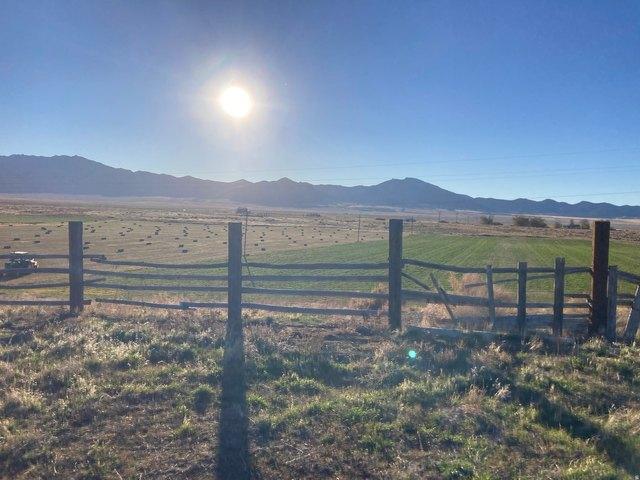 864 S Fredrickson Ln, Vernon, UT 84080