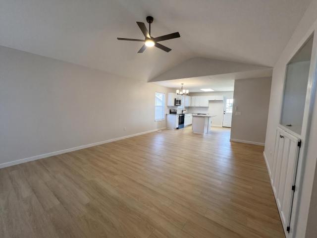 864 S Hickory Lane