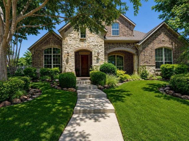 864 Willow Winds Street