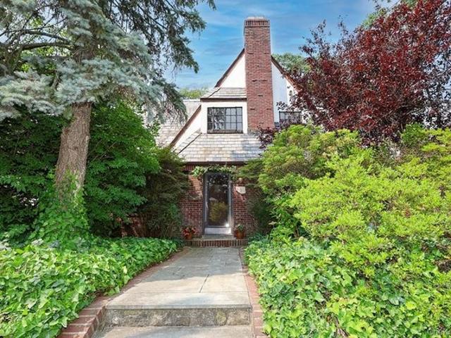 8654 Somerset St, Jamaica, NY 11432