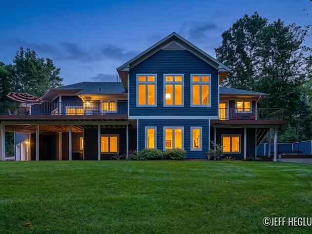 8655 Conservation St NE, Ada, MI 49301