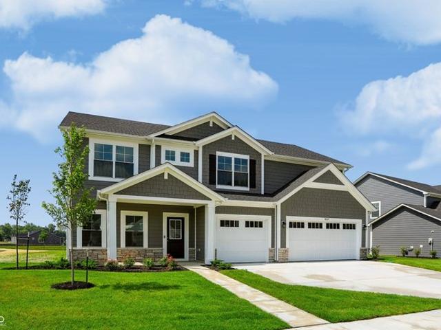 8657 Meadowlands Ct, Plainfield, IN 46168