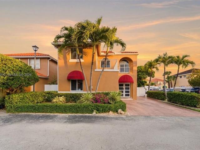 8657 NW 2nd St, Miami, FL 33126