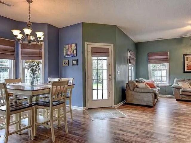 8657 Orchard Loop Road NE