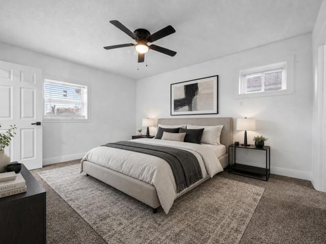 8658 Sonneville Dr, Houston, TX 77080