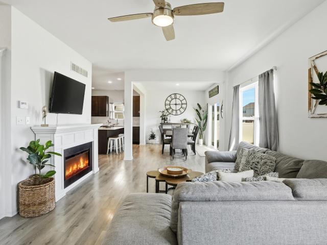 8658 Valley Forge Way