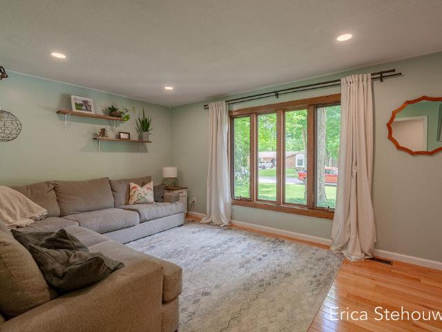 8659 Ridgecrest Court